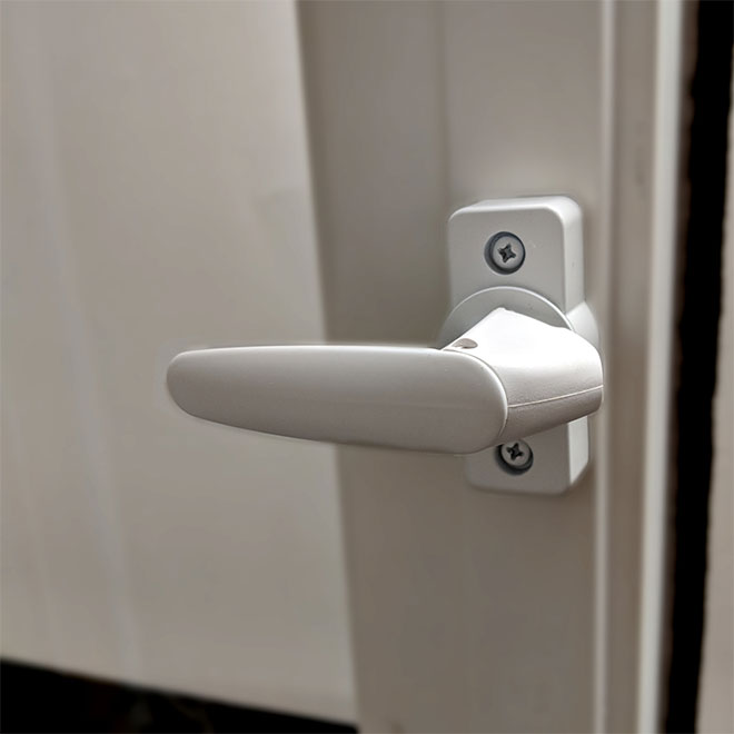IDEAL SECURITY IDEAL 1.75-in Screen Door and Storm Door Inside Latch ...