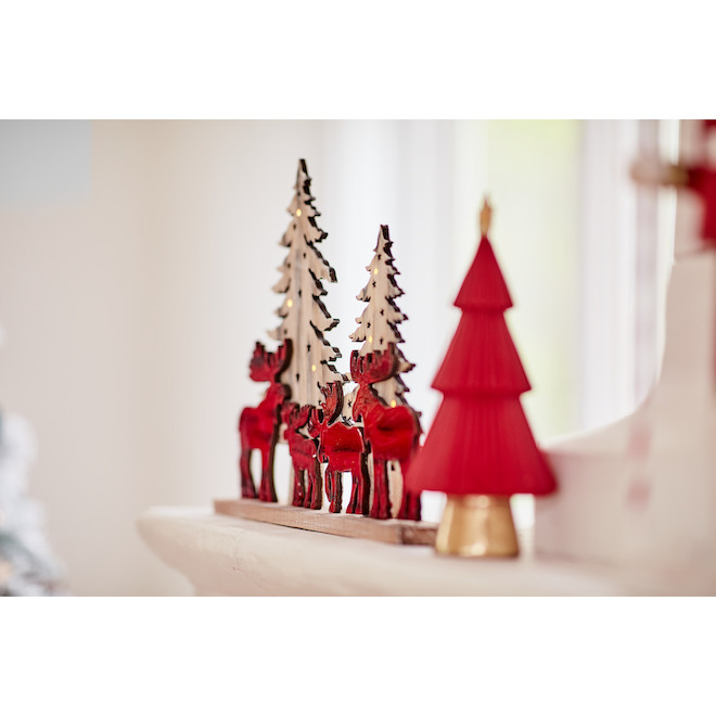 Infinity Lighted Red Moose and Tree Tabletop Decoration KH-71889 | RONA