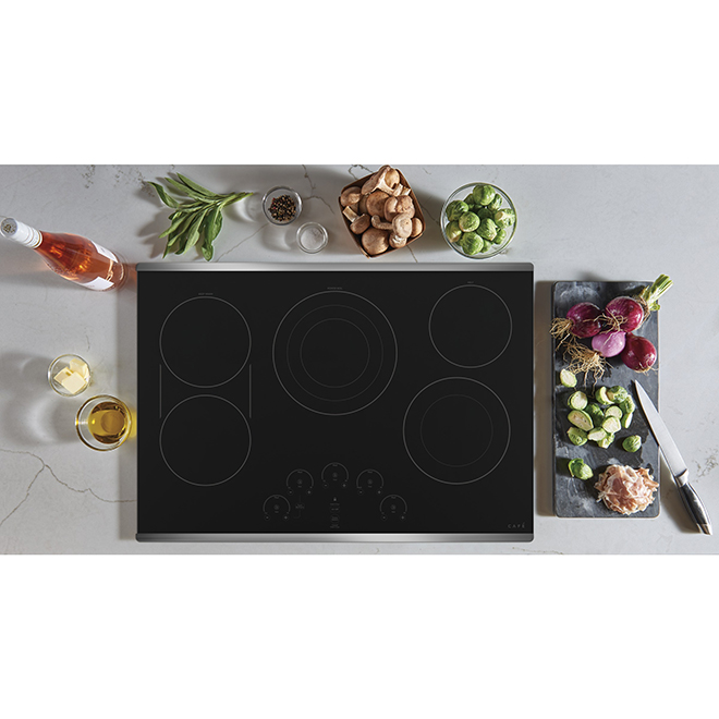 CAFE Café Ceramic Glass Cooktop - 30-in - 5 Elements - Black ...