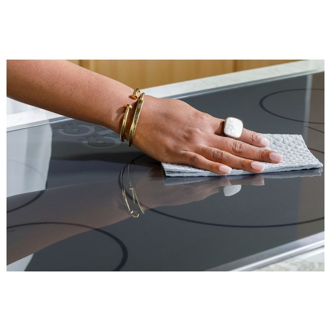 CAFE Café 30-in Built-In Induction Electric Cooktop - Smart - Touch ...