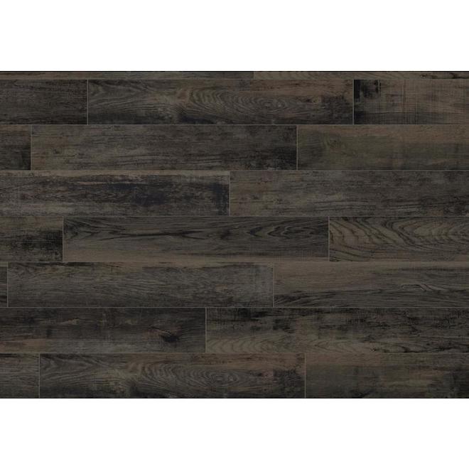 DELLA TORRE 8-in x 48-in Casele Black Wood Look Porcelain Floor and ...
