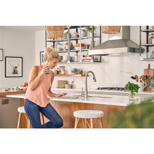 Moen Sleek Stainless Steel Pulldown Kitchen Faucet 7864SRS | RONA