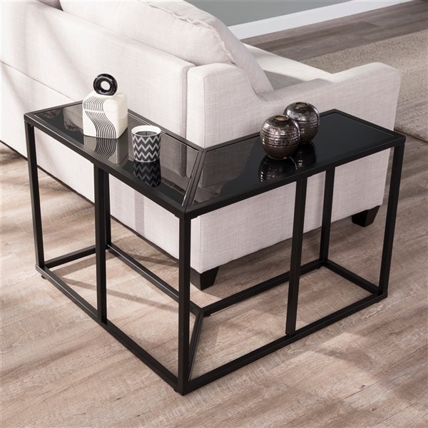Southern Enterprises Serille Black Corner Table ATG0265 | RONA