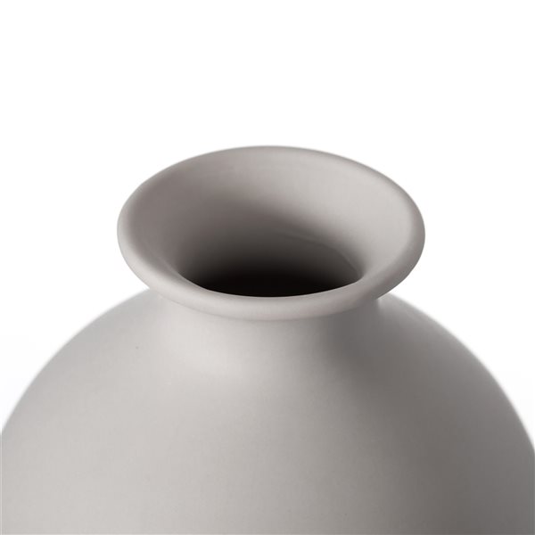Uniquewise 5-in x 5.5-in White Ceramic Vases - Set of 2 | RONA