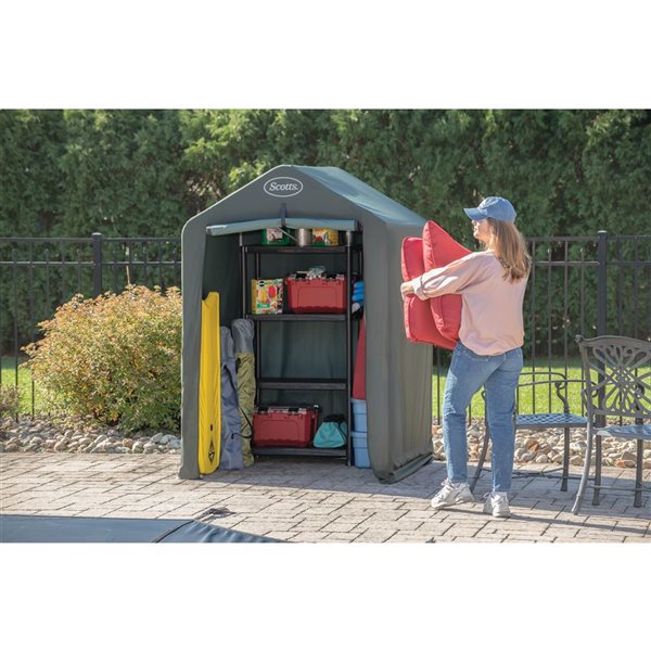 Abri utilitaire 4 x 4 pi vert Scotts 70489 | RONA