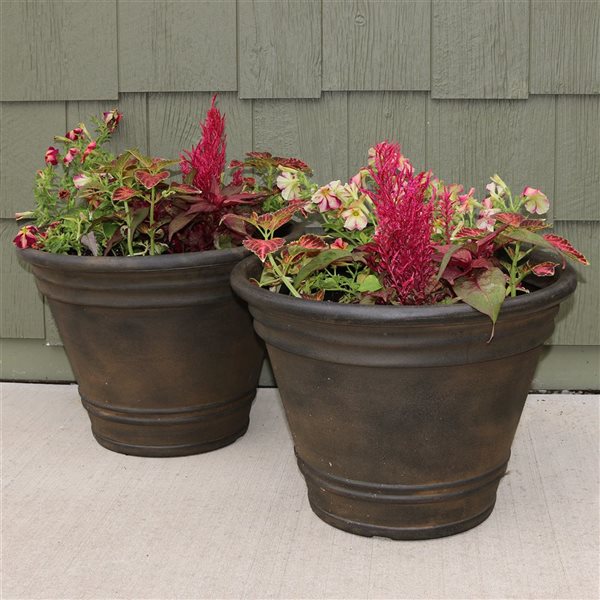SUNNYDAZE DECOR Sunnydaze Franklin Outdoor Flower Pot Planter Sable 20 ...