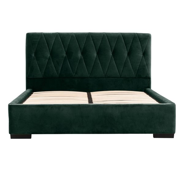 Lit plateforme Celeste de Primo International en velours vert forêt ...